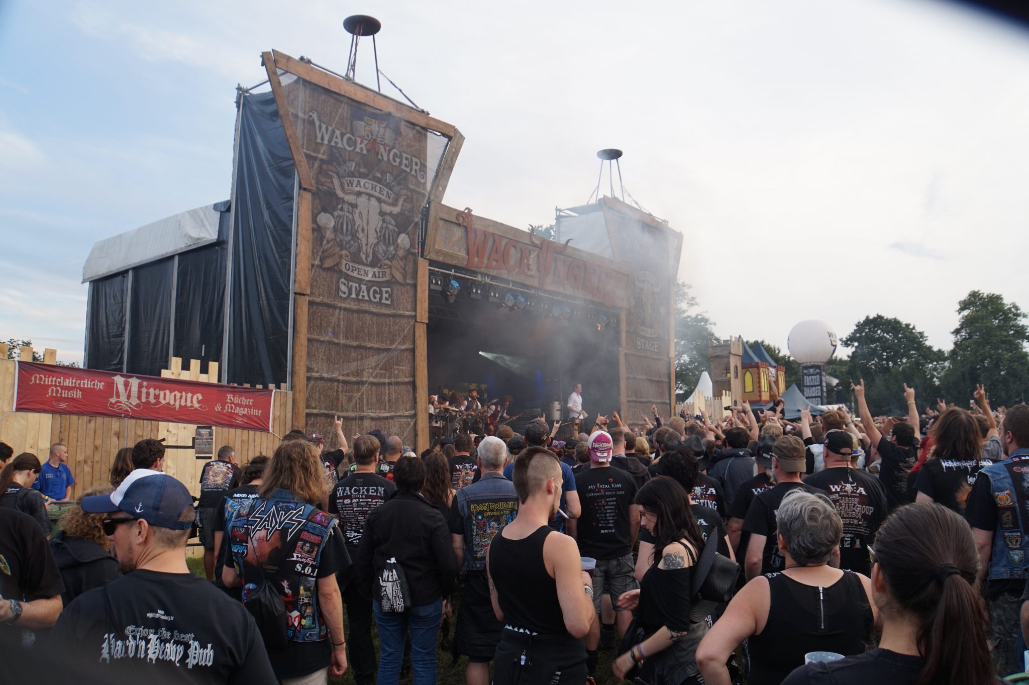 Fotostrecke: Eindrücke vom W:O:A 2017 Tag 1 (Serie Wacken 2017) - Metalogy