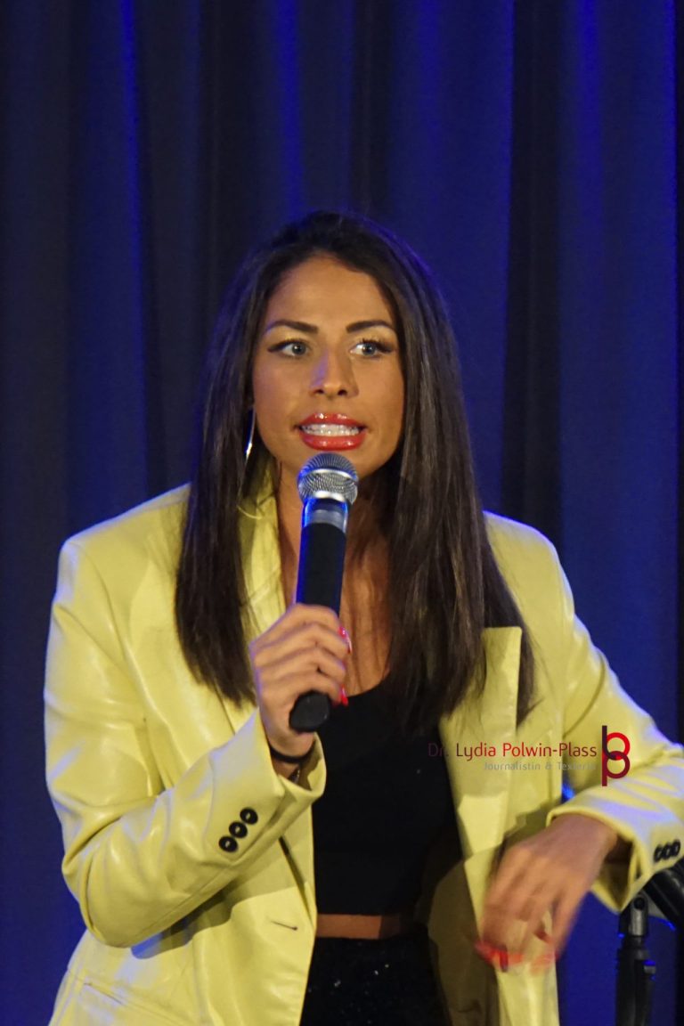 NightWash in Frankfurt mit Negah Amiri, Paul Wolter, Costa Meroniakakis ...